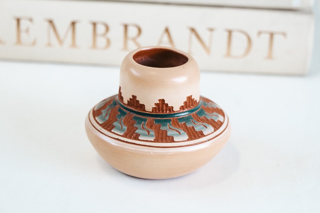 Vintage Handmade Small Roy Neal Navajo Studio Pottery Bud Vase Accent ...