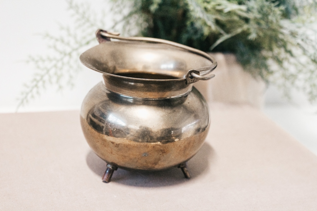 Vintage Solid Indian Brass Cauldron With Handle Box Accent Vessel Catch ...