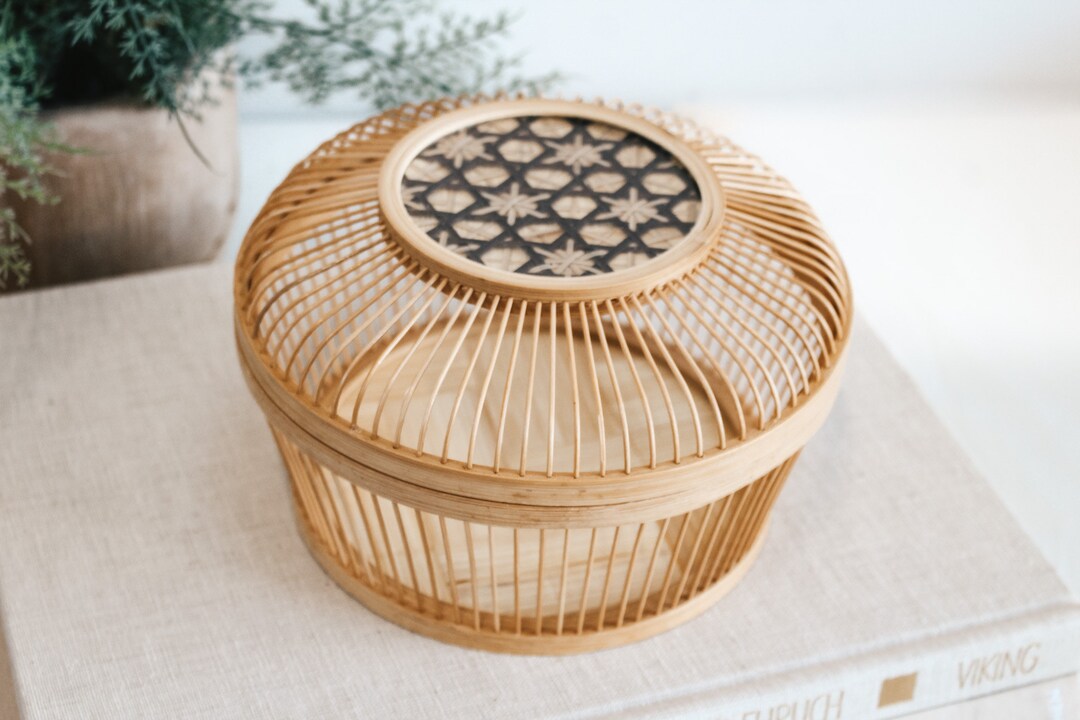 Vintage Handmade Round Wicker Lidded Trinket Catch All Jewelry Box Cage ...
