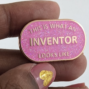 This is What an Inventor Looks Like Enamel Pin Badge - Pink Glitter ...