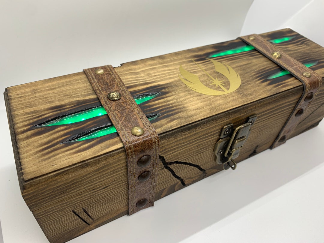 Elite Custom Saber Box (LED) - Etsy