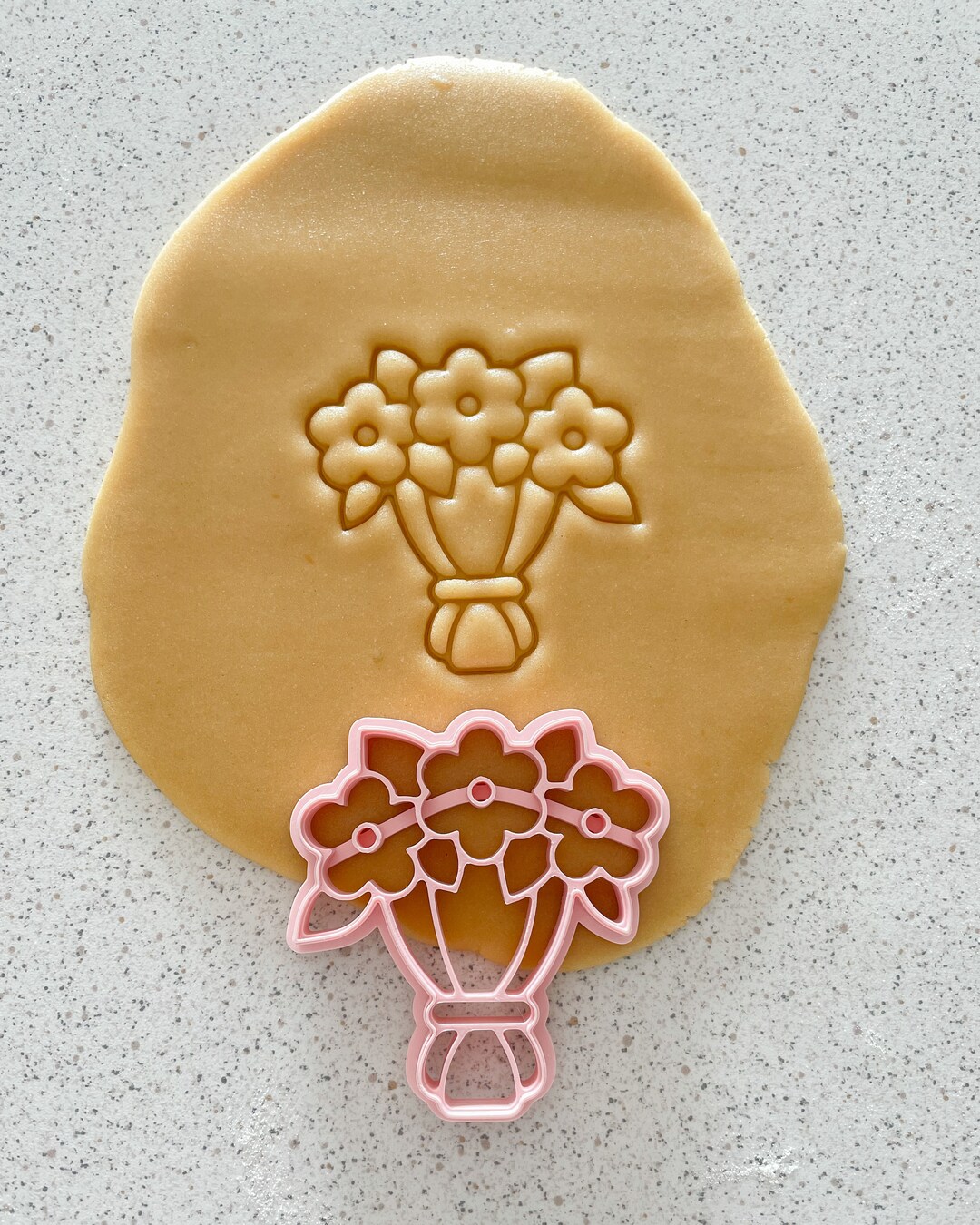 Spring Flowers Bouquet Cookie Cutter - Mother's Day Cookie Cutter ...
