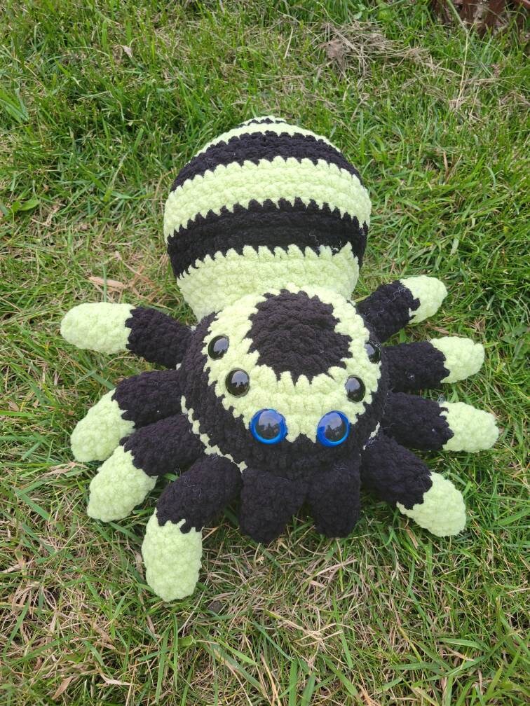 Plush cuddle spiders hand made crochet amigurumi | Etsy