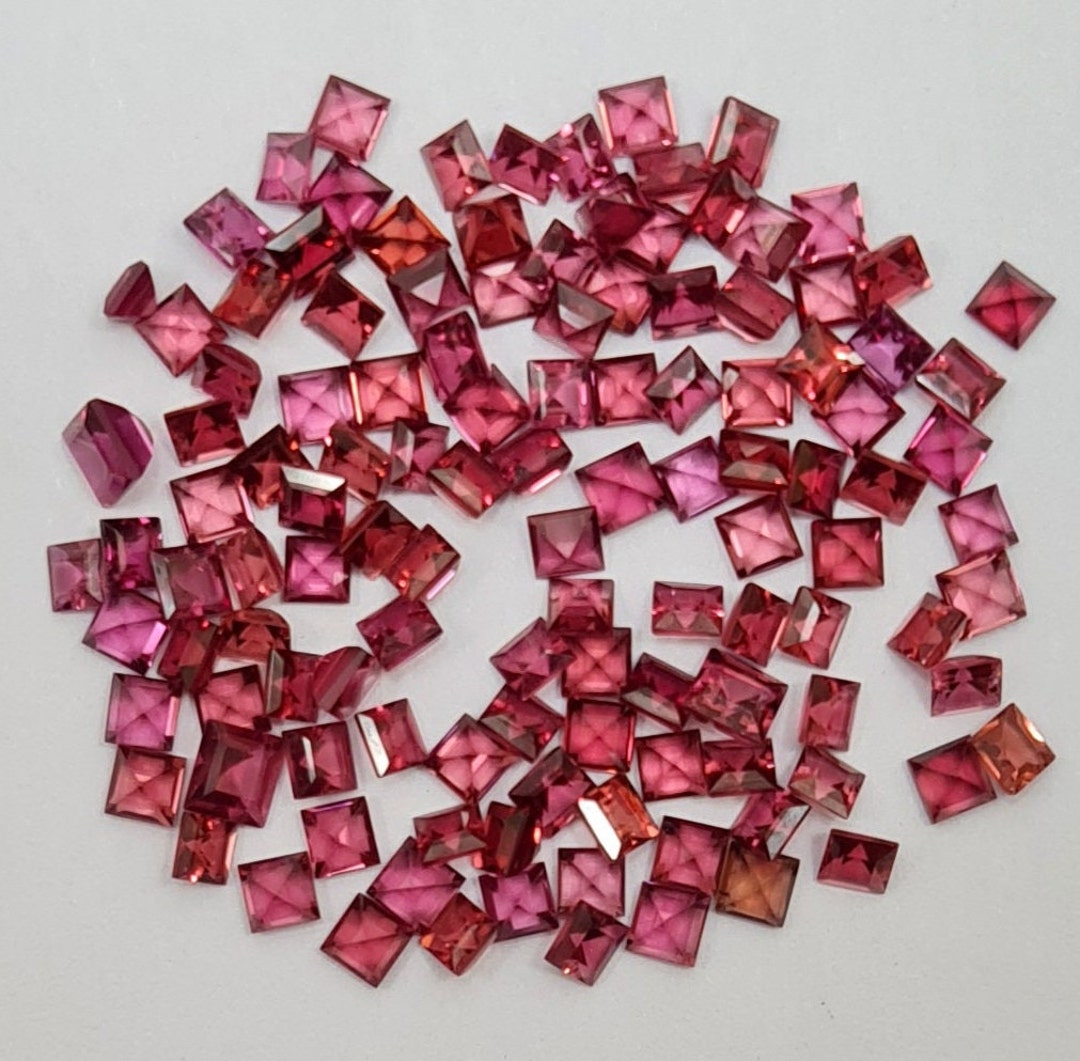 25 Pcs Square Shape Garnet Cut Stone, Mozambique Garnet Gemstone Cut ...