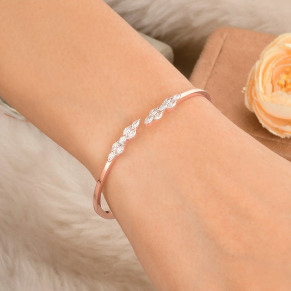 Classy bracelets for ladies store