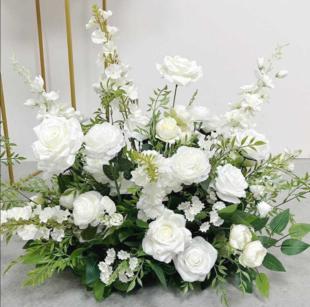 Ivory Wedding Table Centerpiece: Romantic Floral Kissing Ball Decor - Etsy