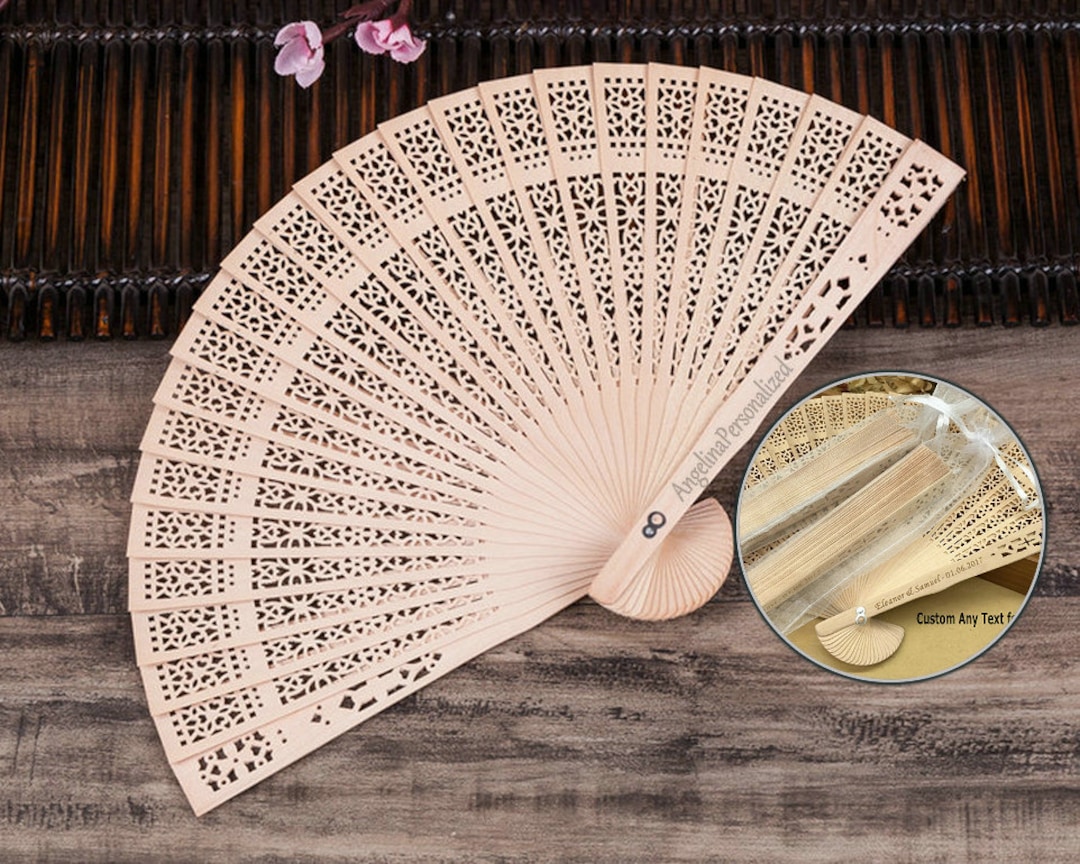 Japanese Sandalwood Hand Held Folding Elegant Fans Wedding Favors ...