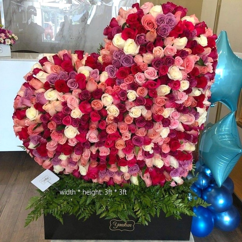 Burgundy Rose Heart Flower Wall: Wedding Photo Booth Backdrop - Etsy