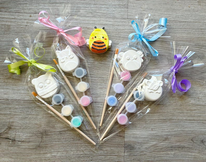 Paint Your Own Squish Theme Craft / Cute Cat Unicorn or Bee Craft Kit ...