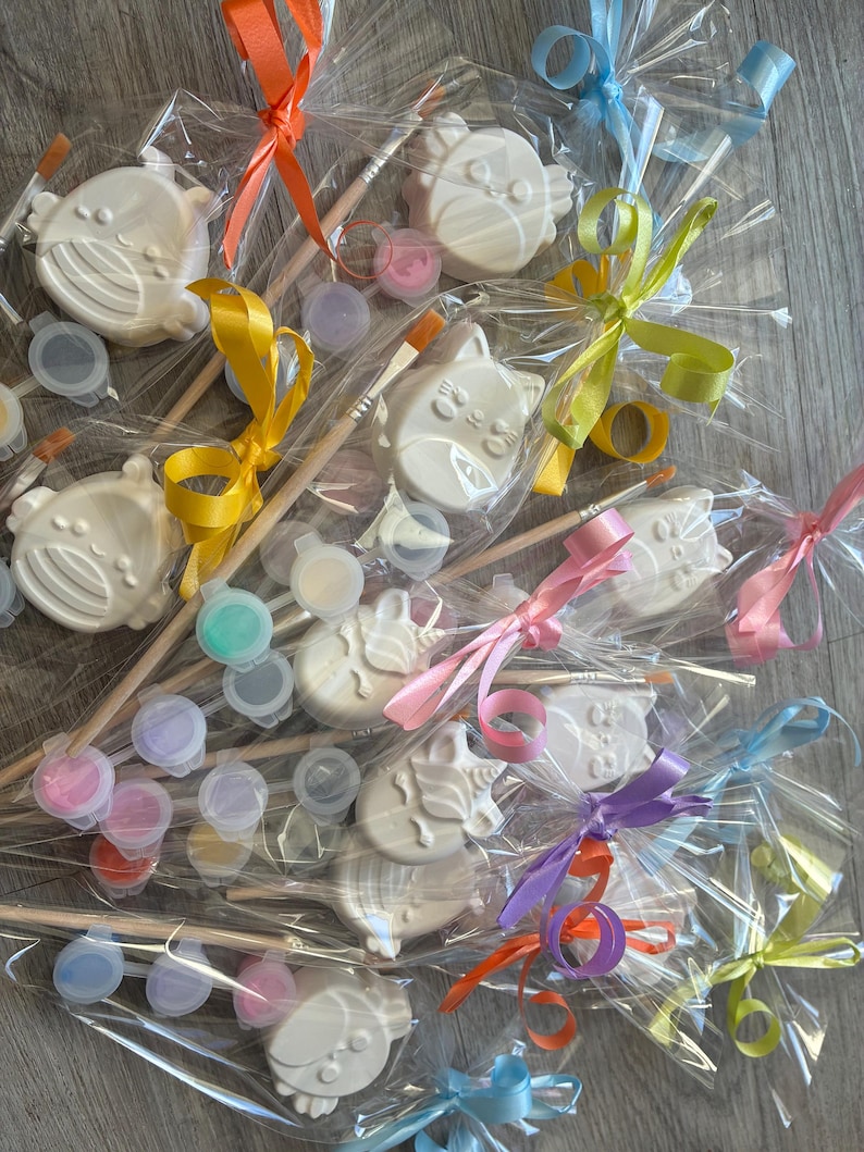 Paint Your Own Squish Theme Craft / Cute Cat Unicorn or Bee Craft Kit ...
