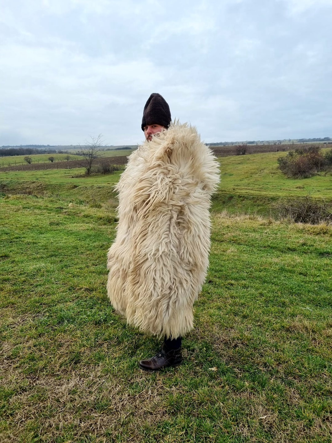 Royal Sheep Coat / Traditional Sheepskin / Romanian Legacy / - Etsy