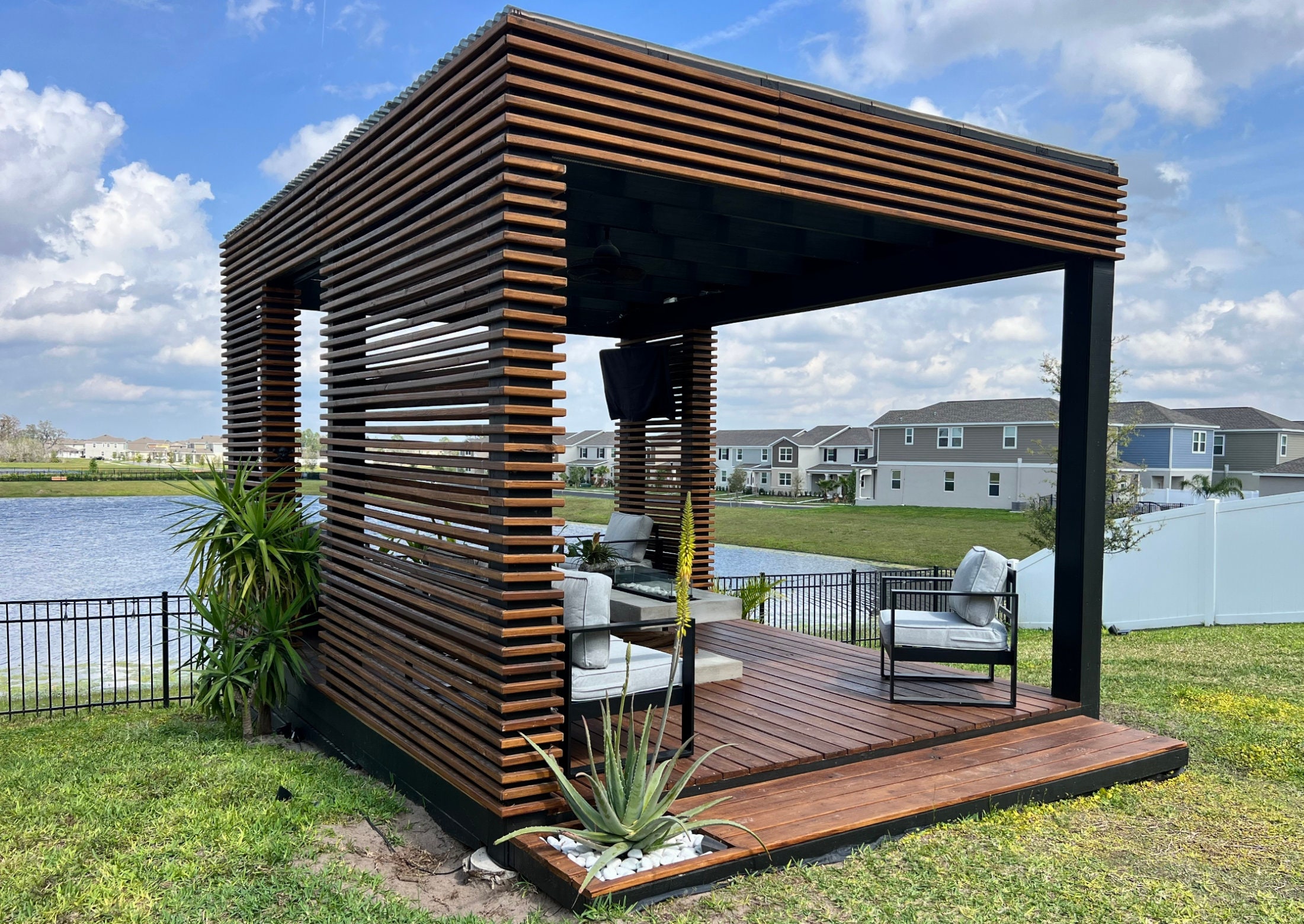 Modern Wooden Pergola Plans