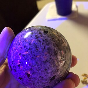 Yooperlite Sphere W/gold Toned Stand. Highly UV Reactive and Beyond ...