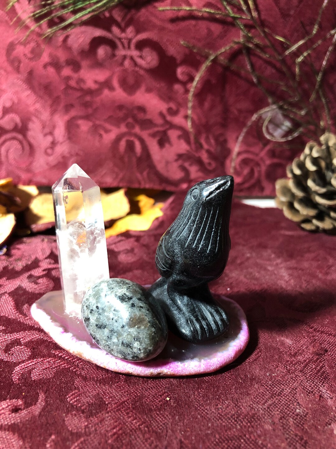 Crystal World Display: Obsidian Raven, Yooperlite, Agate Slice - Etsy
