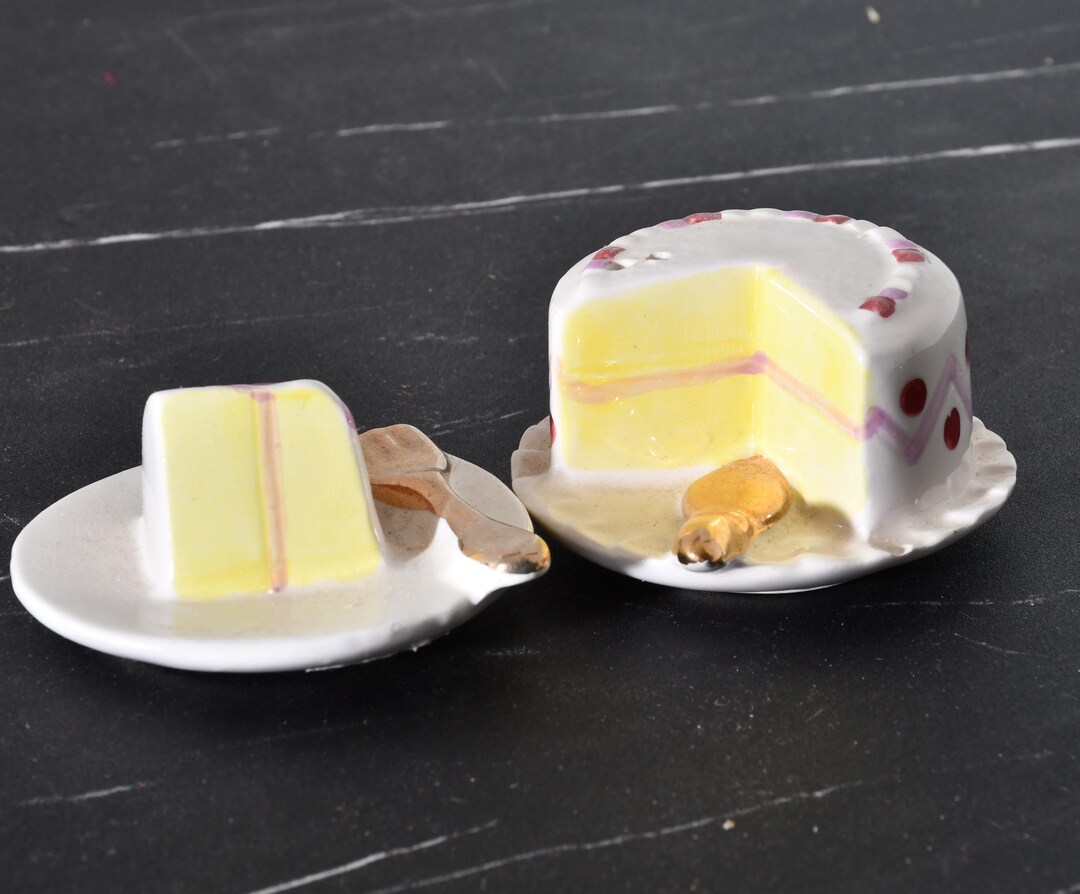 Salt and Pepper Birthday Cake Shakers , Vintage Adorable Miniatures - Etsy
