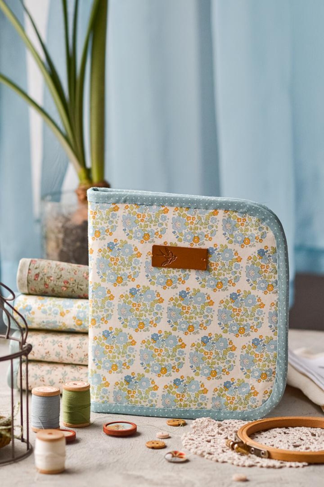 Spring Organizer for Storing Embroidery Minders, Needle Pin Holder ...