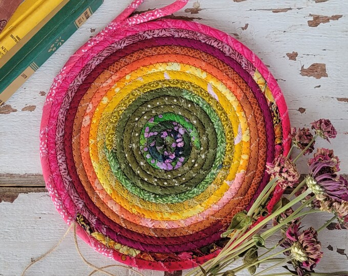 Fabric Scrap Trivet zinnia Colorful Rope Trivet, Wrapped Rope Trivet ...