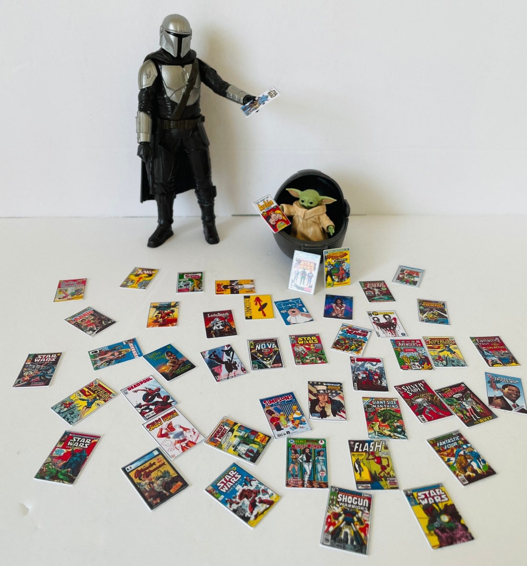 Miniature Comic Books Dollhouse 1:12 Scale Marvel DC Lot of 12 random ...