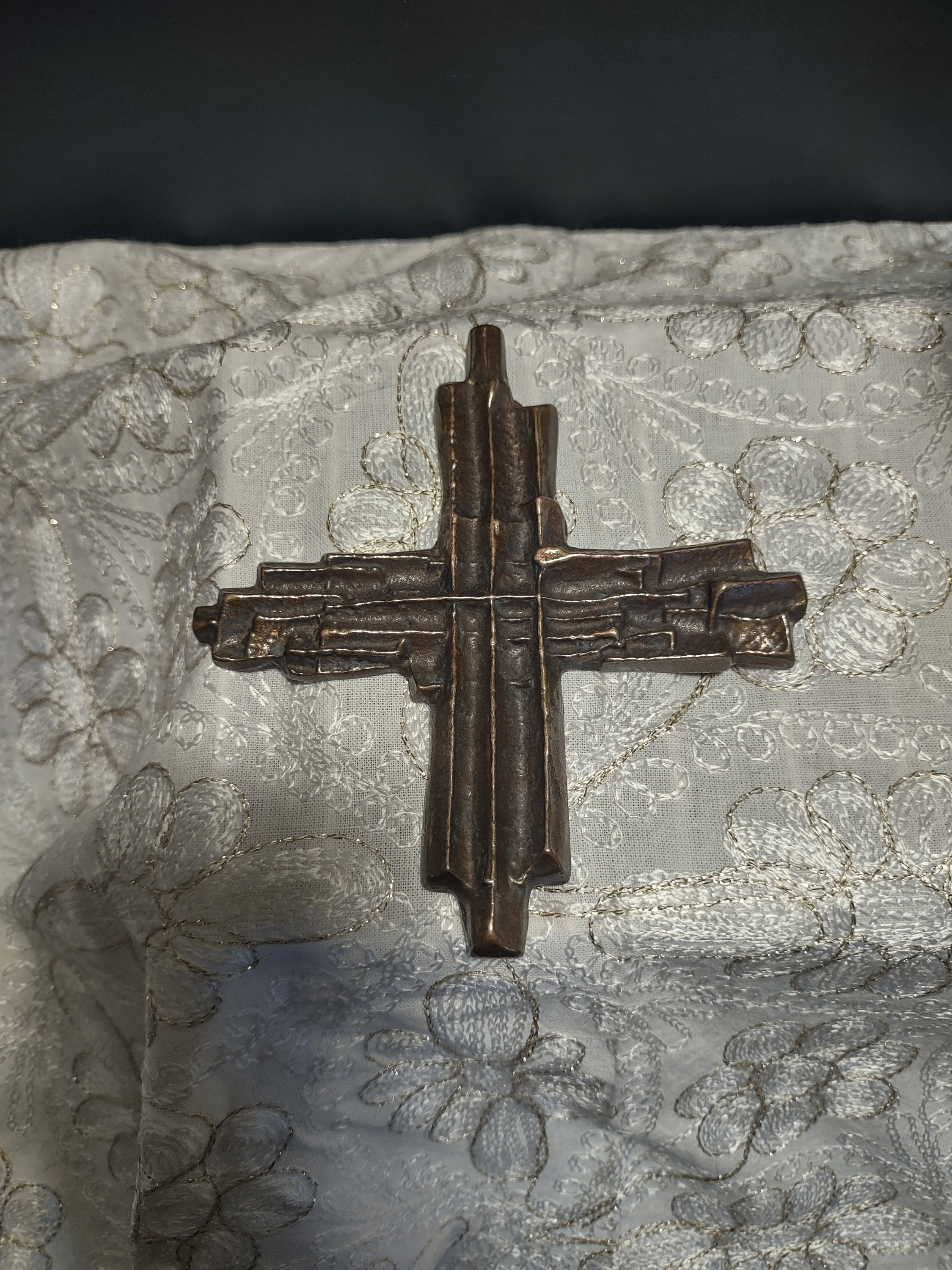 Vintage Brutalist Bronze Wall Crucifix Cross - Etsy