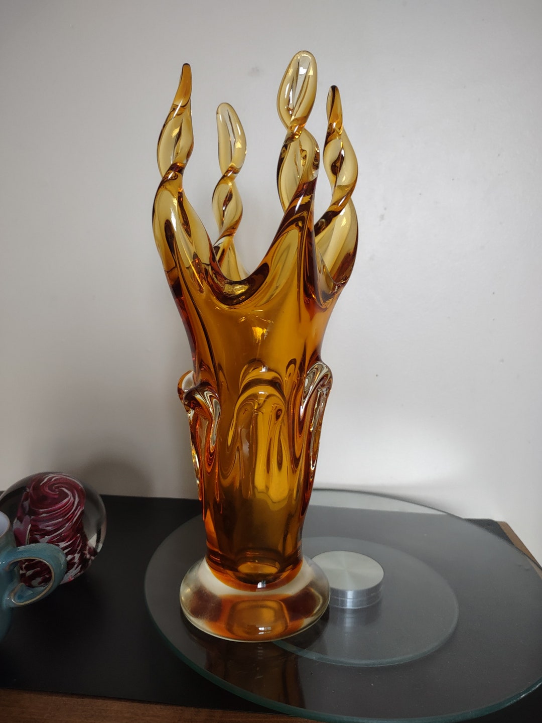 EDAG Glass Industries Funky Four Point Twist Rootbeer Vase - Etsy.de