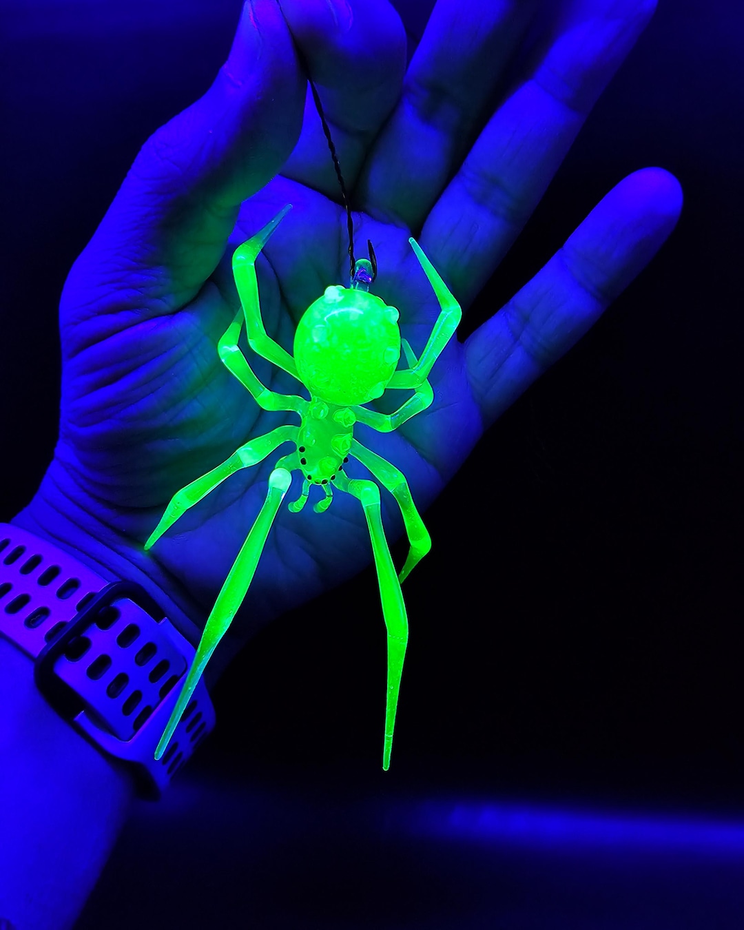 Handmade Hanging Uranium Glass Spider – UV Reactive Glow – Glass Spider ...