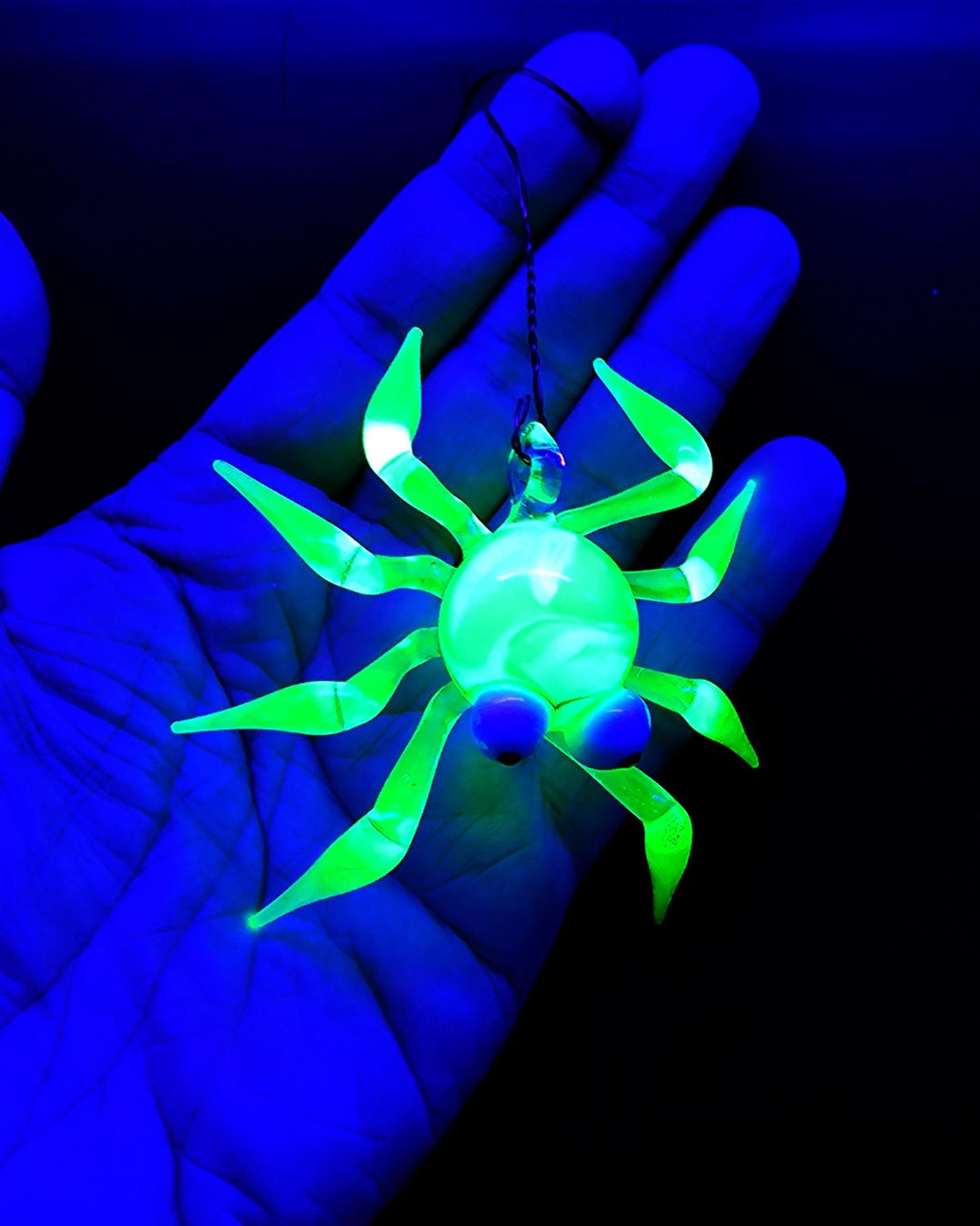 Halloween Hanging Uranium Glass Spider – Handmade UV Reactive Glow ...