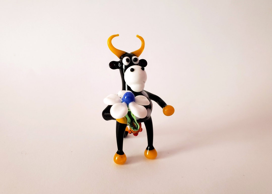 Cow With Chamomile, Glass Animal Figurine, Small Glass Cow, Art Glass ...