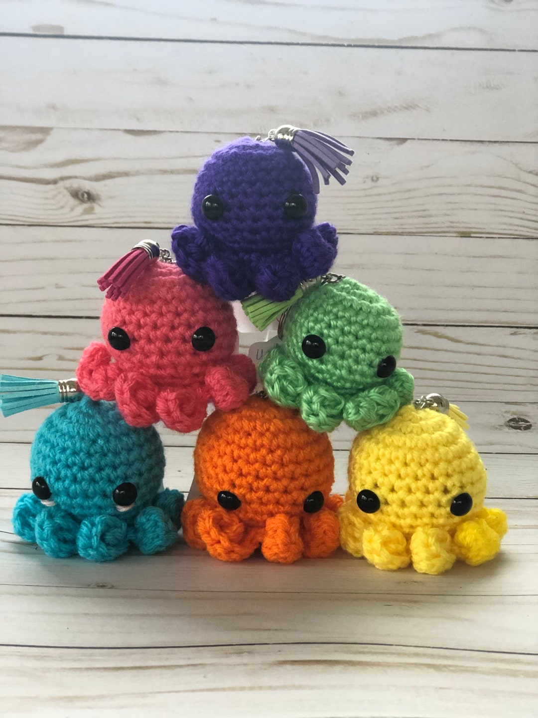 MADE TO ORDER: Crochet Pocket Octo/ Crochet Keychain/ Crochet - Etsy