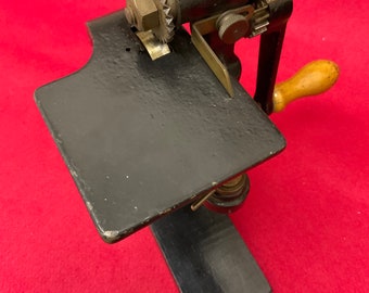 Pinking Machine - Etsy