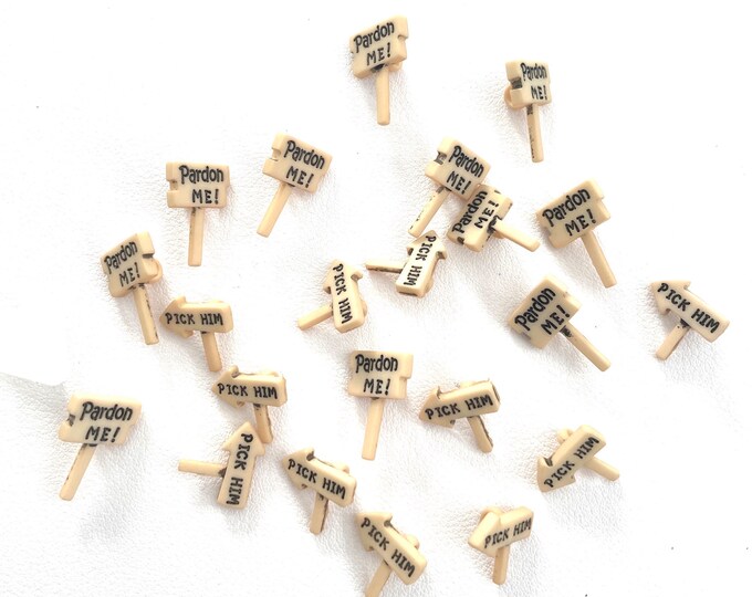 Turkey Trot Thanksgiving Novelty Button Collection, Dress It up Holiday ...