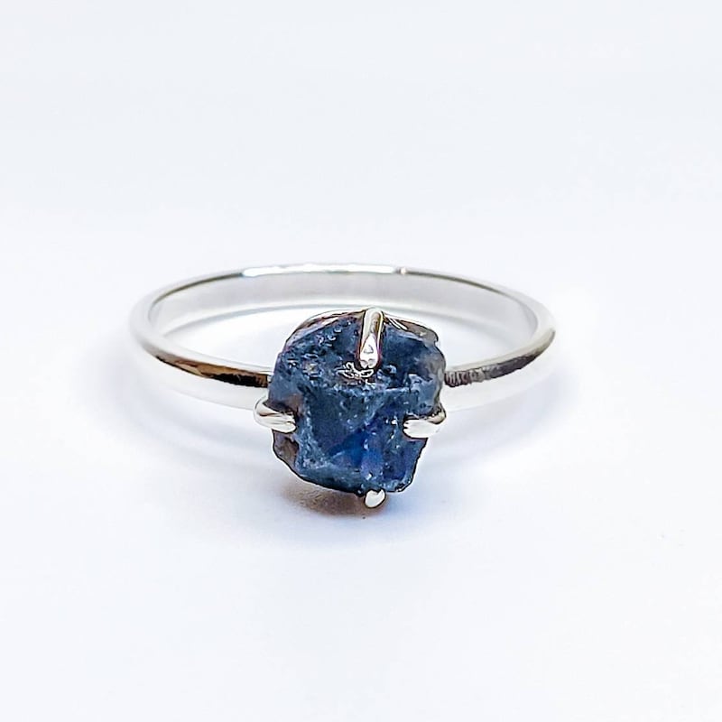 Rough Sapphire Ring - Etsy