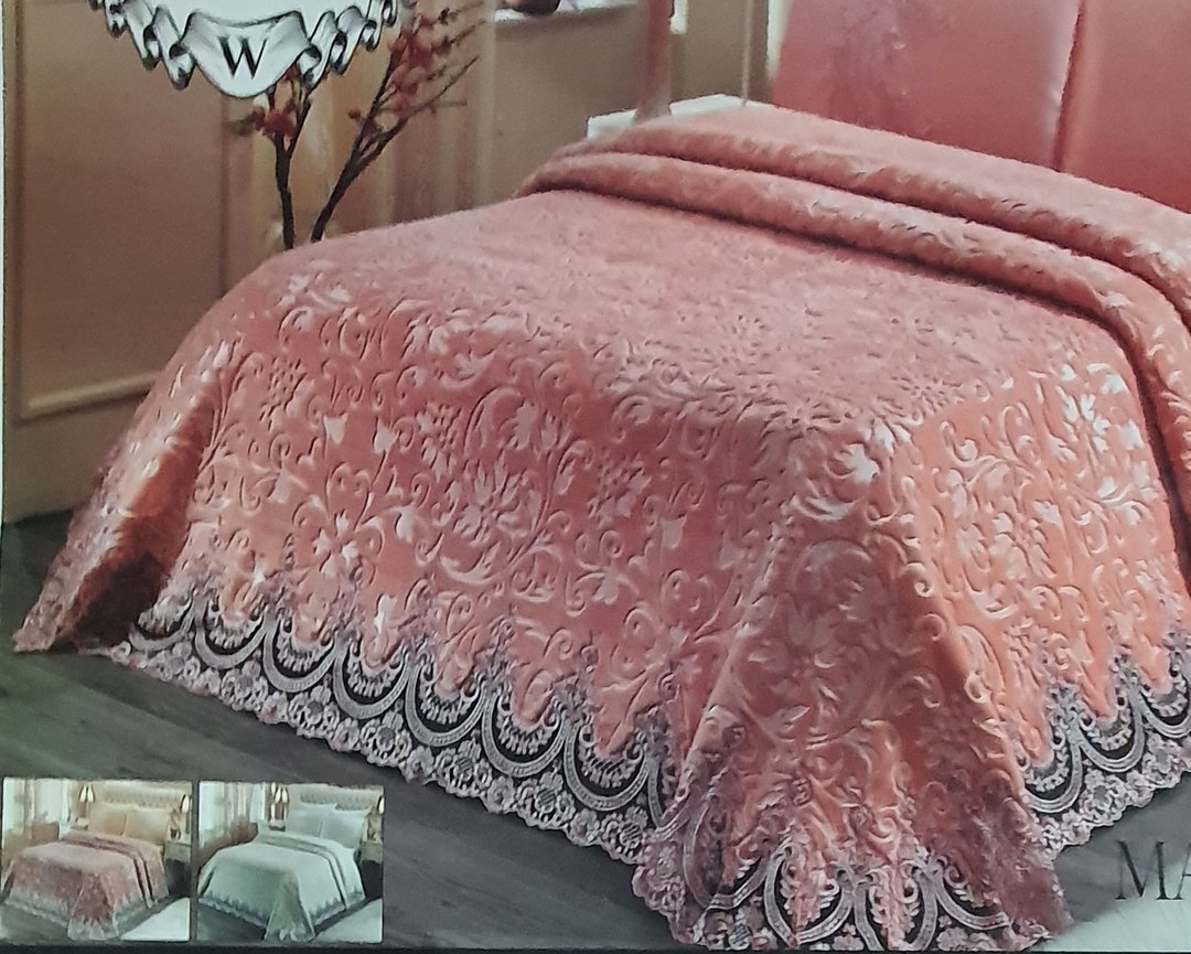 Dusty Pink / Gray / off White Bedroom Set 6pcs , 1x Bedspread 4x ...
