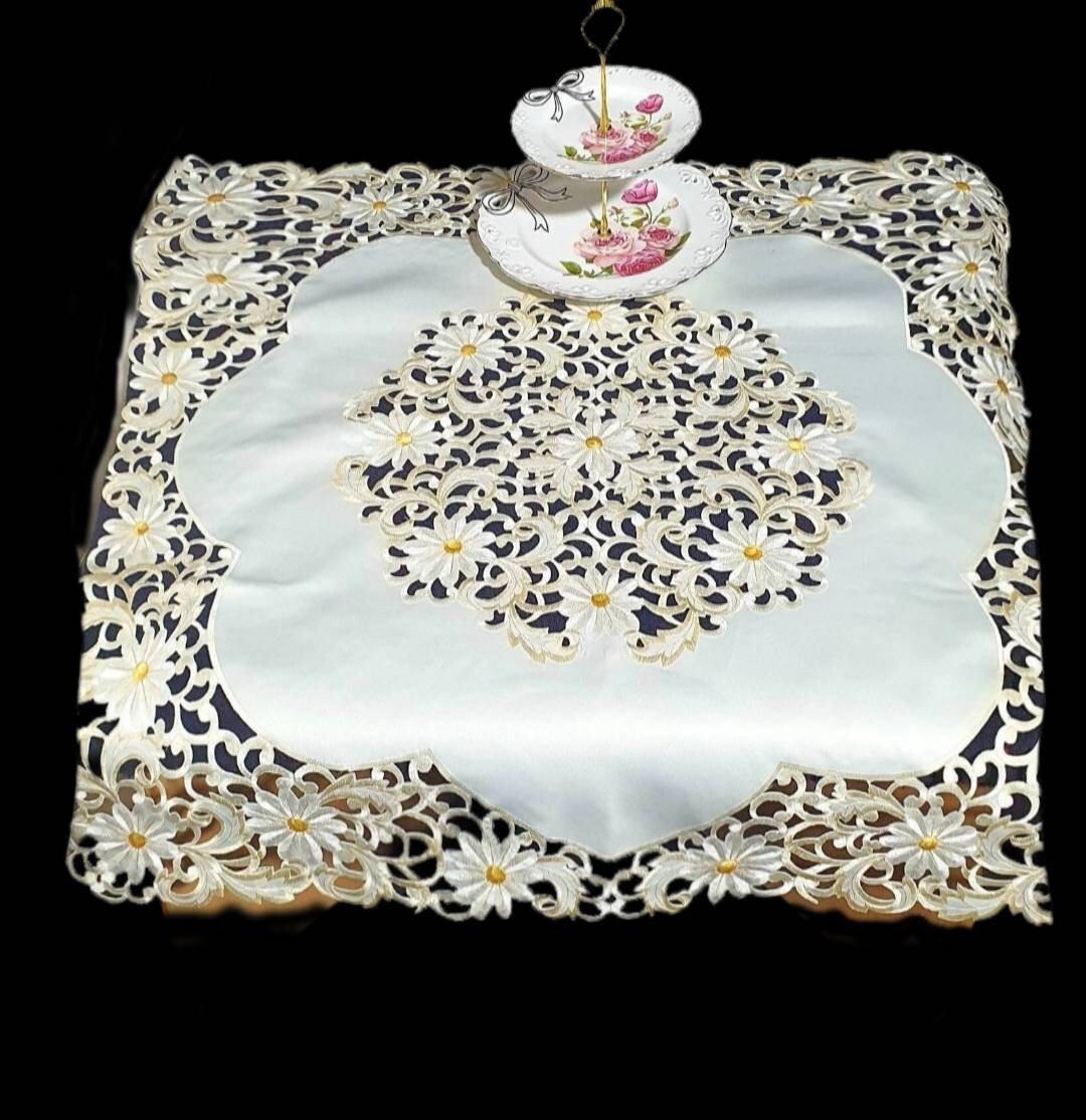 Summer Ecri Table Topper, Yellow Flower, Embroidery Richelieu, Rustic ...