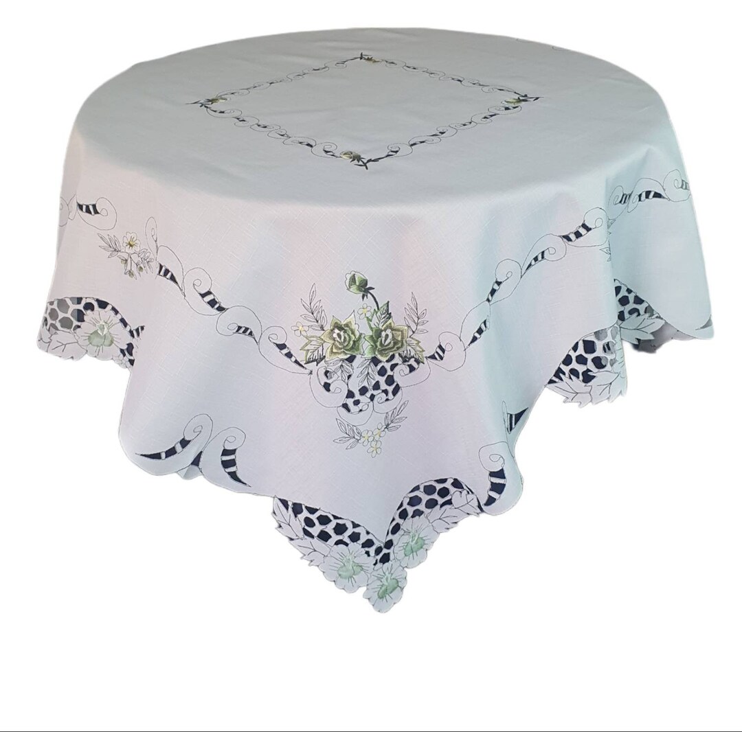 Summer White Table Topper, Green Summer Flower, Embroidered, Rustic ...