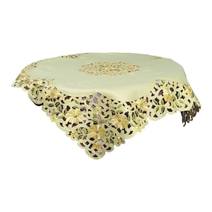 Elegant Table Topper, Creme Yellow , Centerpiece Embroidered Ornament ...