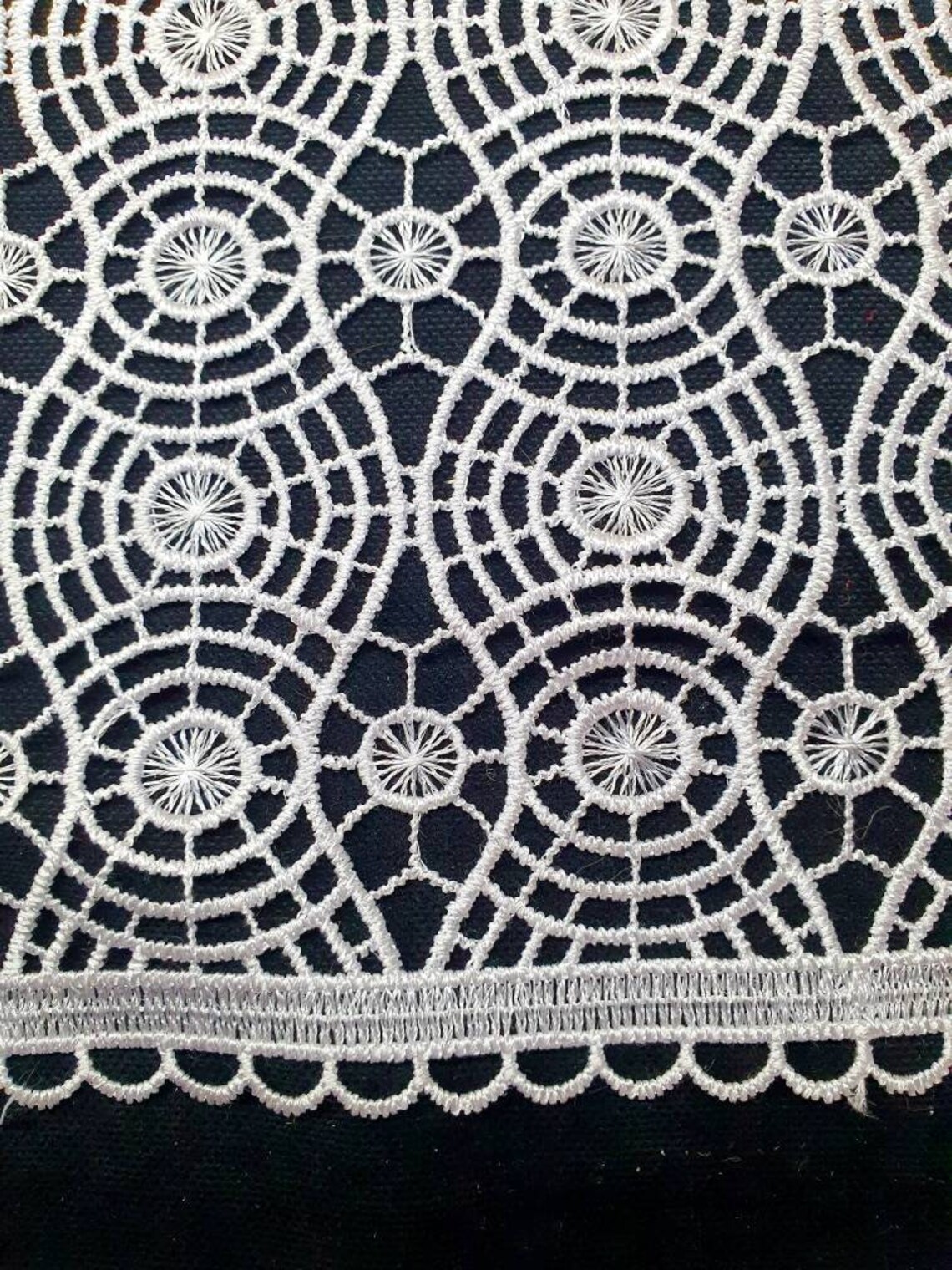 Vintage Lace White Guipure by the Yard, Floral Patern, High Quality ...