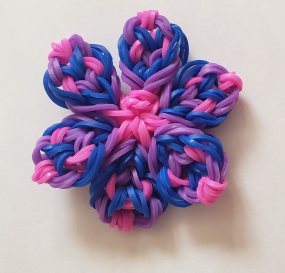 How To Make A Rainbow Loom Charm Flower