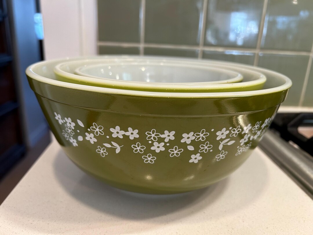 Pyrex “spring Blossom” Redesign Nesting Bowls, Set of 3 - Etsy