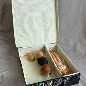 1961 Barbie Case & Doll - Etsy
