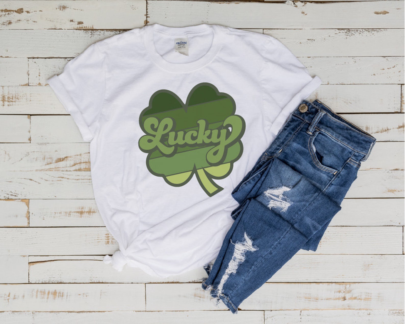 Lucky Retro Sunset Shamrock SVG St Patricks Day SVG Retro St - Etsy