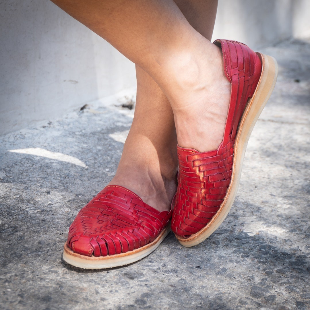 WOMANS Red LEATHER SANDALS. Mexican Artisanal Huaraches. Mexican Gifts ...