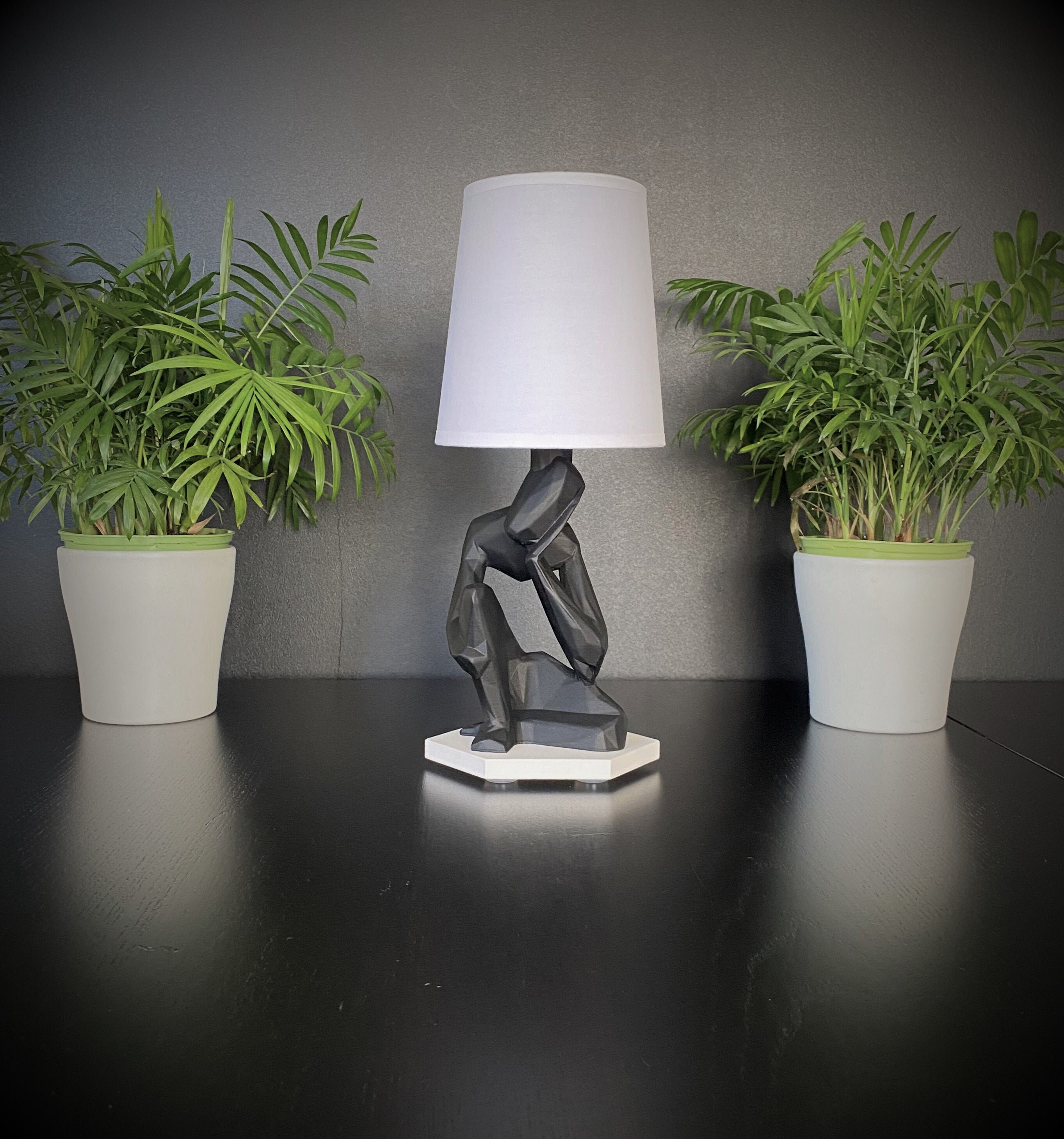 Thinker lamp to table customizable design eco-responsible material