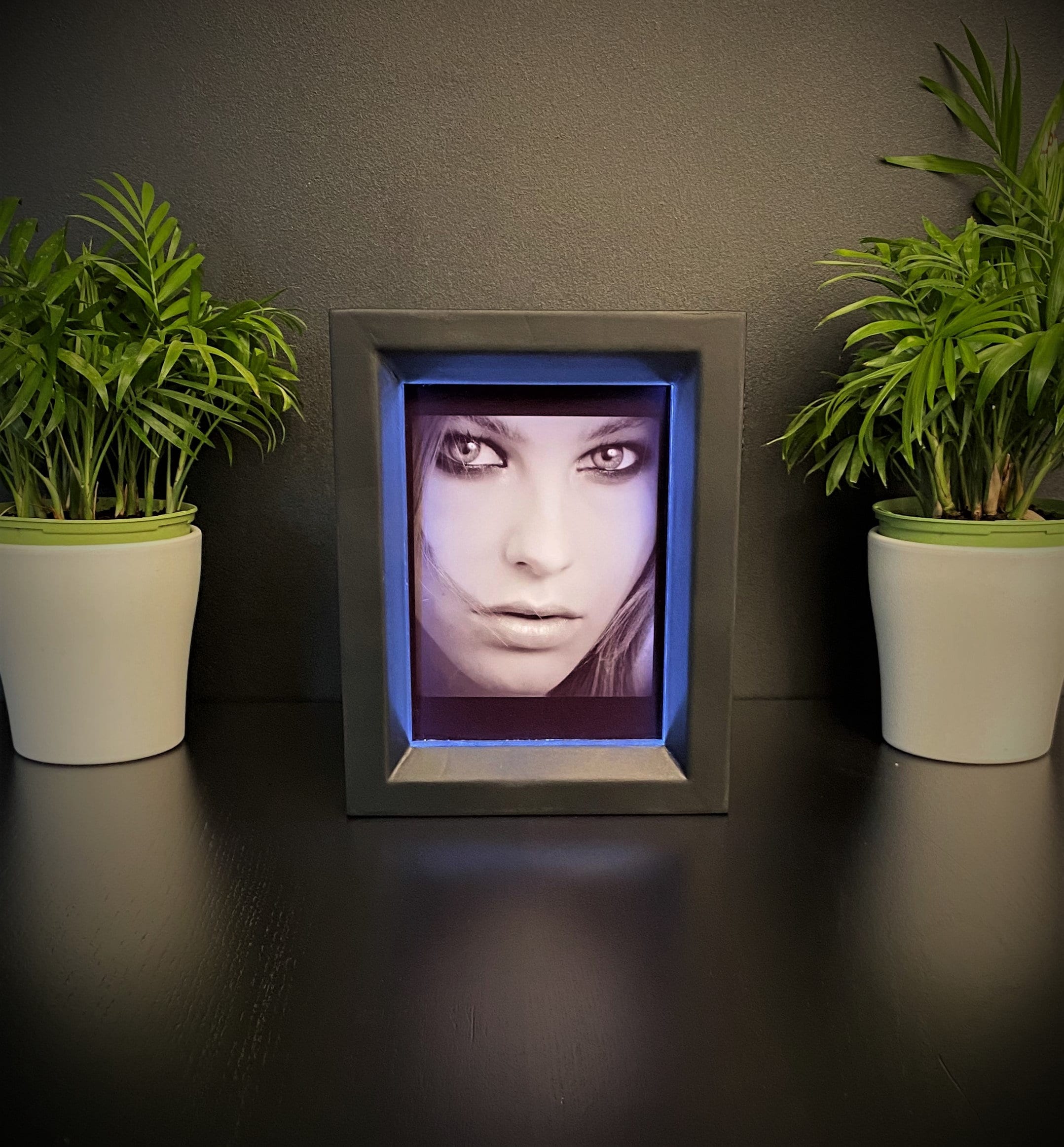 LED lighting photo frame | Bright photo frame | color photo frame of ...