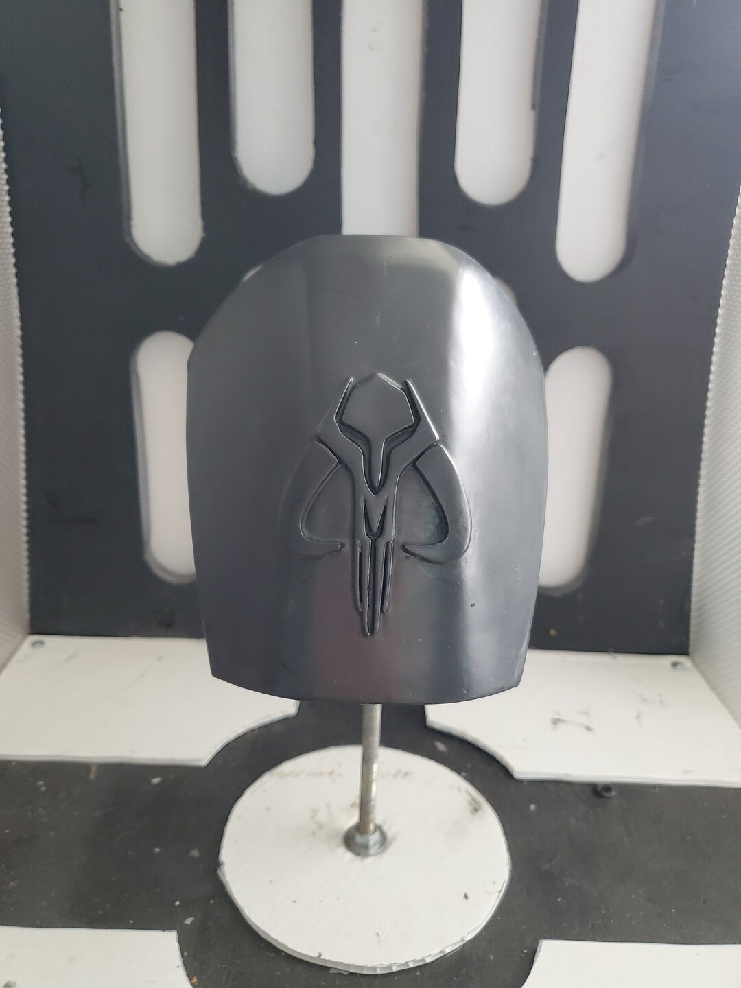 Bo Katan, Mandalorian Mythosaur Pauldron Forged by the Armorer - Etsy