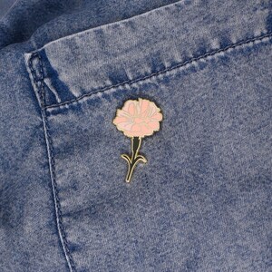 Flower Lover Gift: Carnation Floral Pin January Birth Flower - Etsy