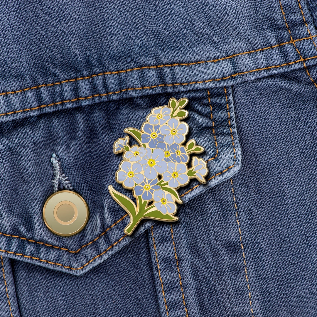 Flower Lover Gift Forget Me Not Flower Enamel Pin - Etsy