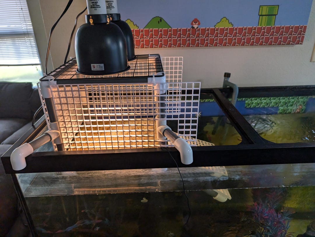 Hanging Tank Topper! Escape Proof, Sturdy, Metal Top. Fits Any Tank ...