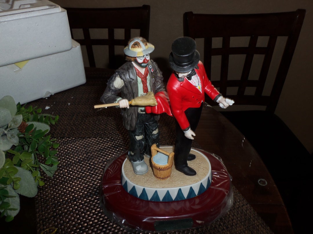 1993 Emmett Kelly Jr (ringmaster ) #9993 MIB With COA Members Only - Etsy