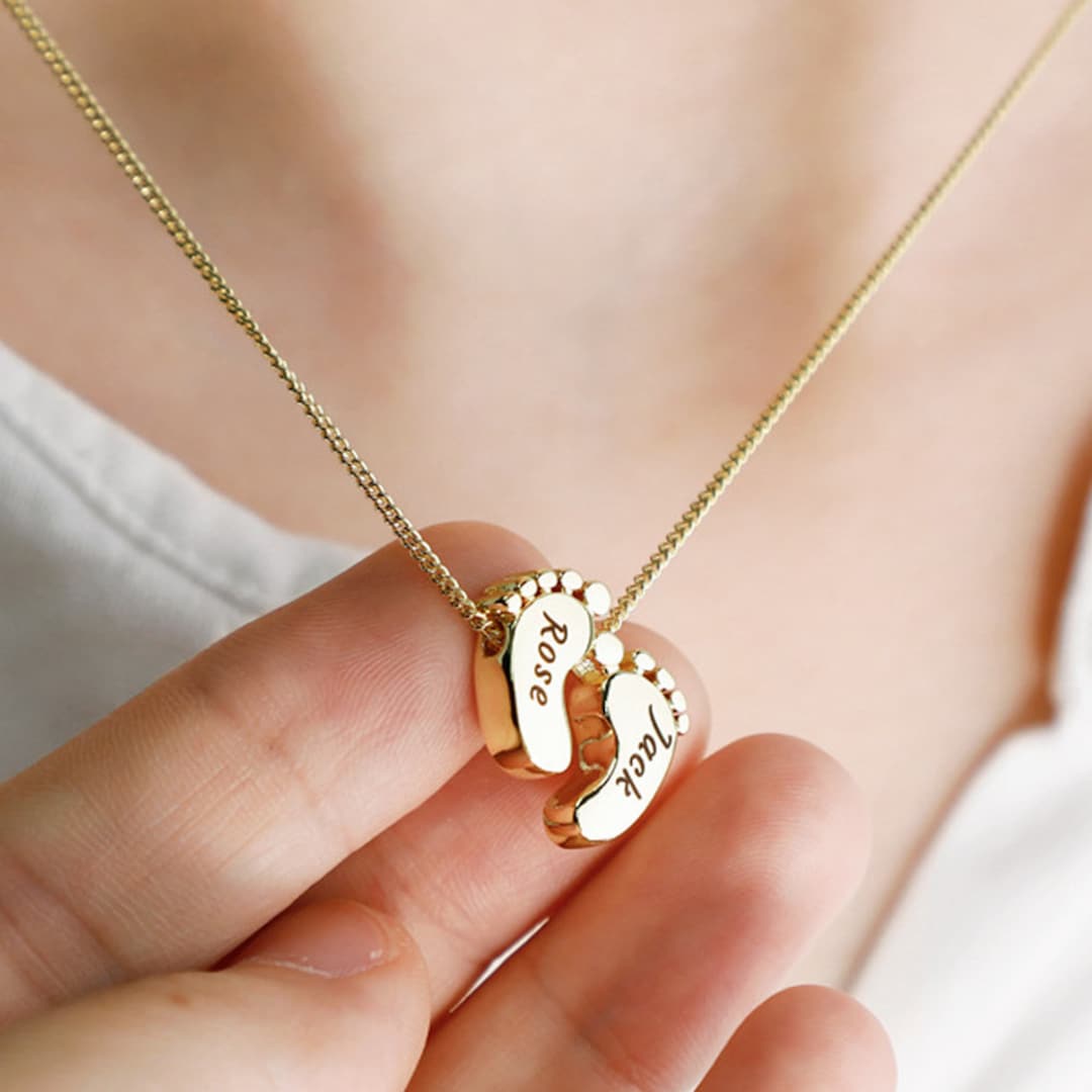 Personalized Baby Feet Footprint Necklace, Newborn Mom Necklace Gift ...