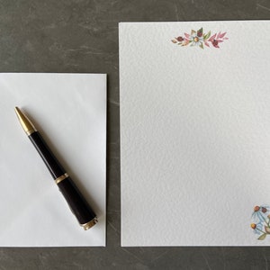 Writing Set With Envelopes, Bees, Butterflies and Ladybirds, Letter ...